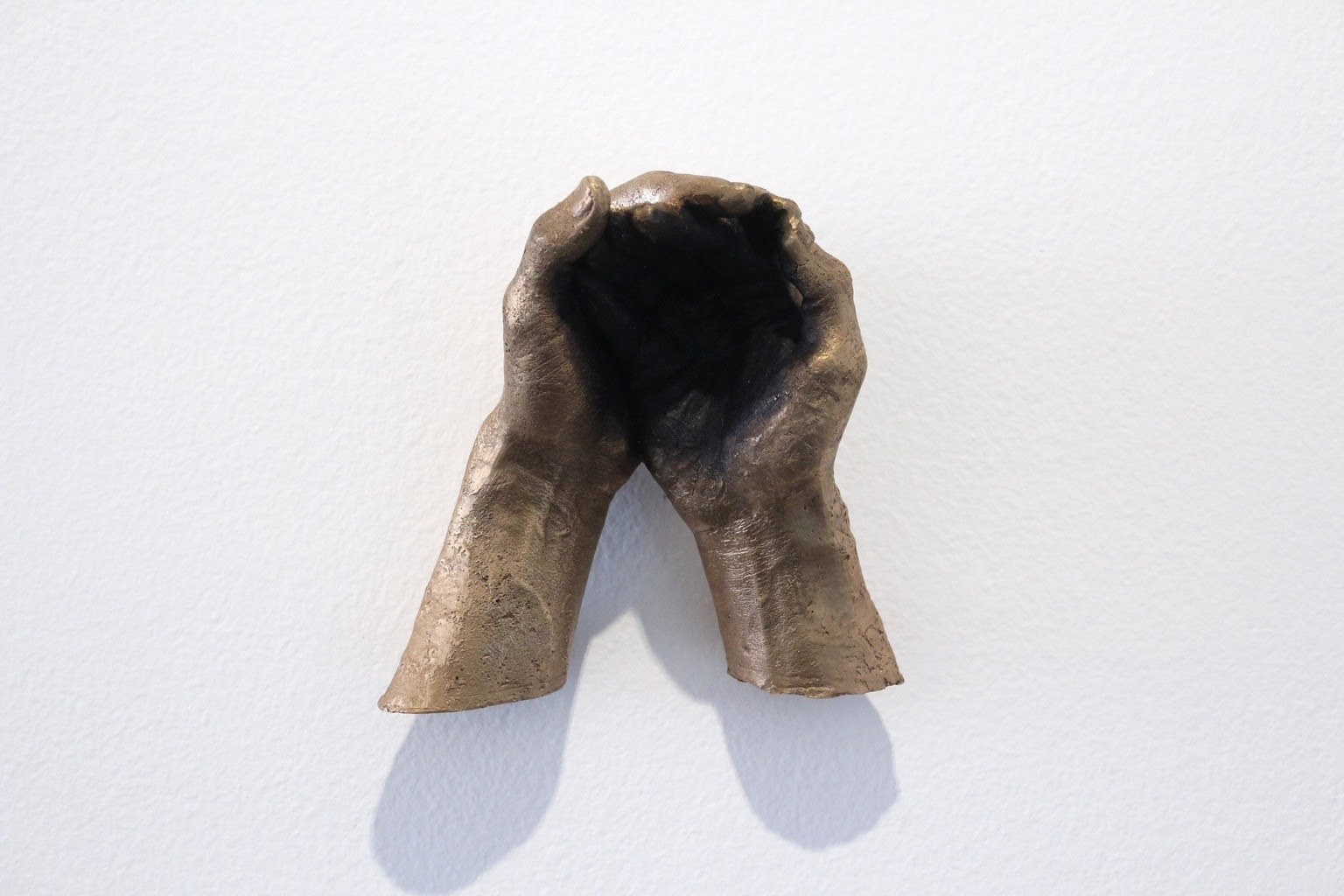 Artistas - Cesar González | Casas Riegner
